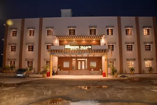 Avadh Sanrat Resort In Gaddou Pur Ayodhya. Book With Bag2Bag