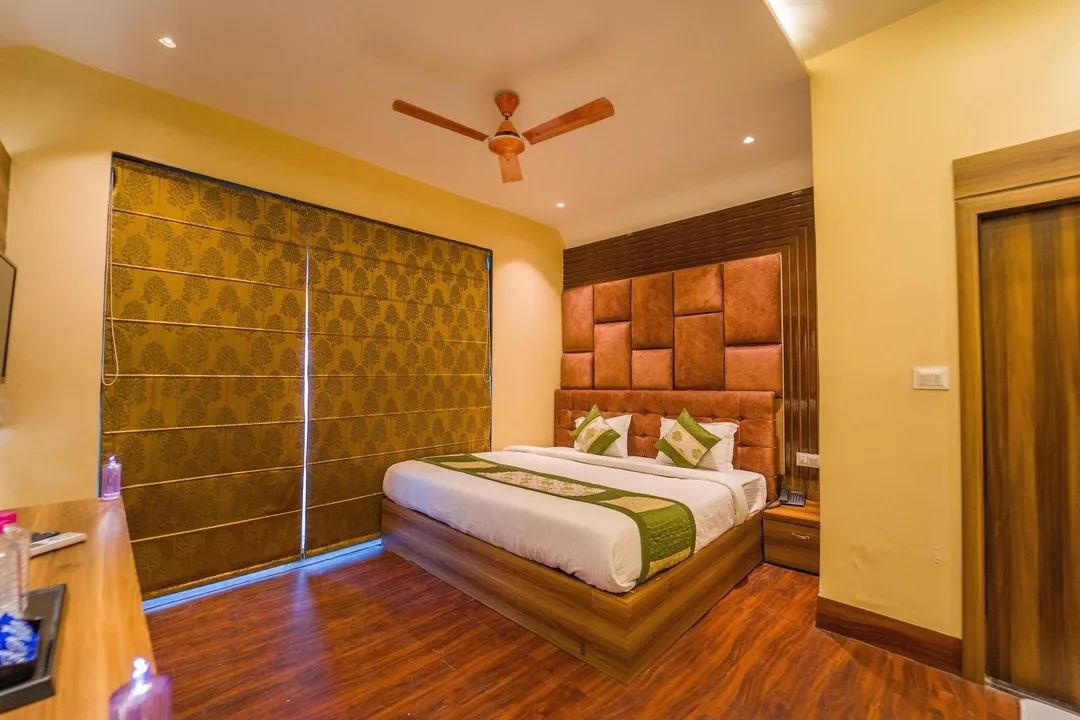 Shiv Rudraksh Resort Resorts in Samne Ghat Varanasi - Book with Bag2Bag